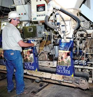 High-tech feed packages | WATTPoultry.com