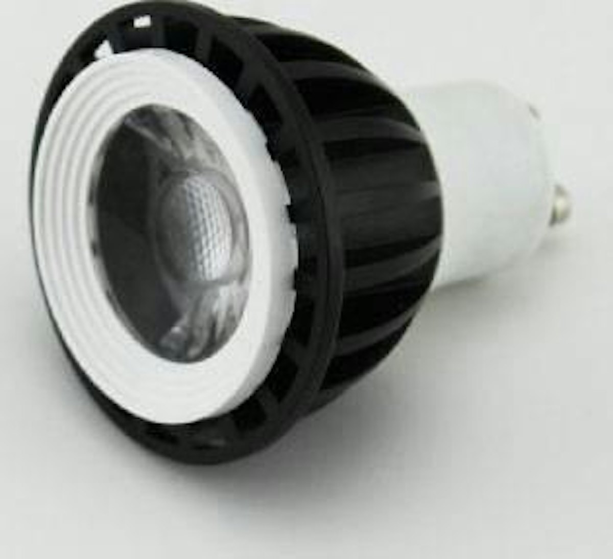 Bling Lighting Technologies 5W LED spotlight | WATTPoultry.com