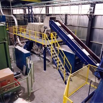 Dinnissen Dima 1200 bag emptier From: Dinnissen BV | WATTPoultry.com