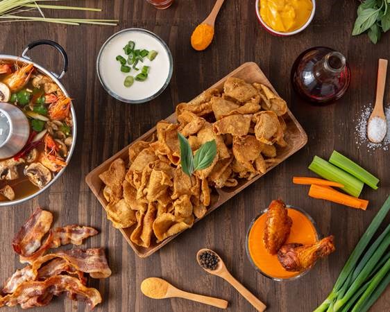 Fried chicken skins offer new use for processing byproduct ...