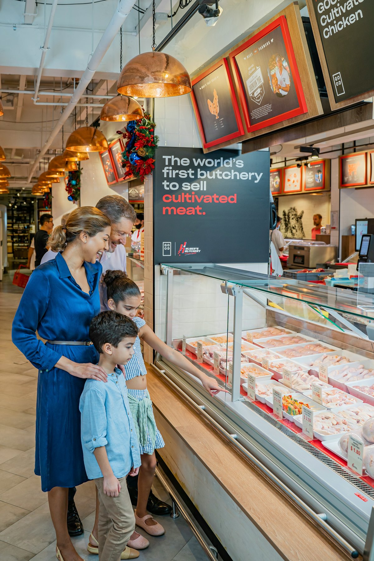 Lab-grown meat debuts on Singapore grocery store shelves | WATTPoultry.com